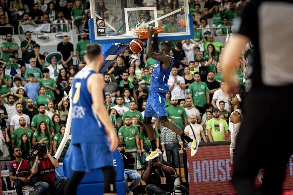 Al Riyadi levanta trofeo de campeón de Superliga de baloncesto (+Fotos ...