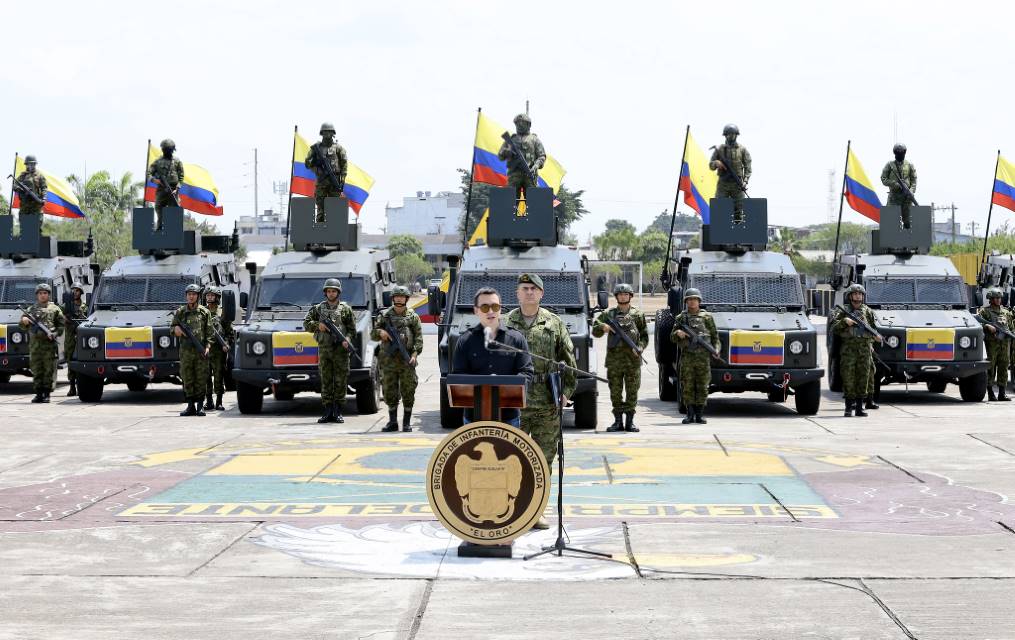 Noboa ordena despliegue de dos mil militares en provincia de Ecuador - Noticias Prensa Latina
