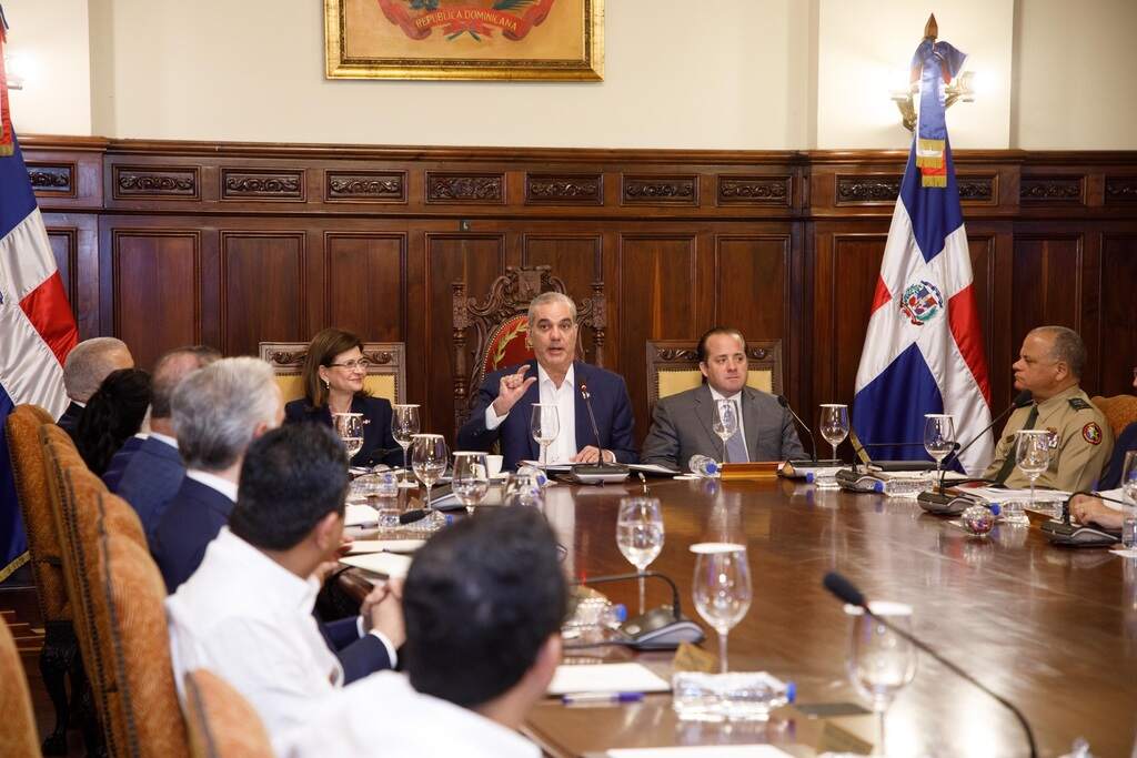 Gobierno dominicano plantea paquete fiscal para hacer frente a crisis ...